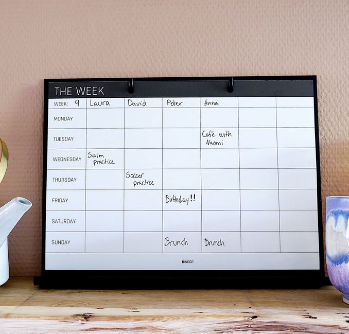 Ugeplan med A4 blok og holder i metal 52 ark